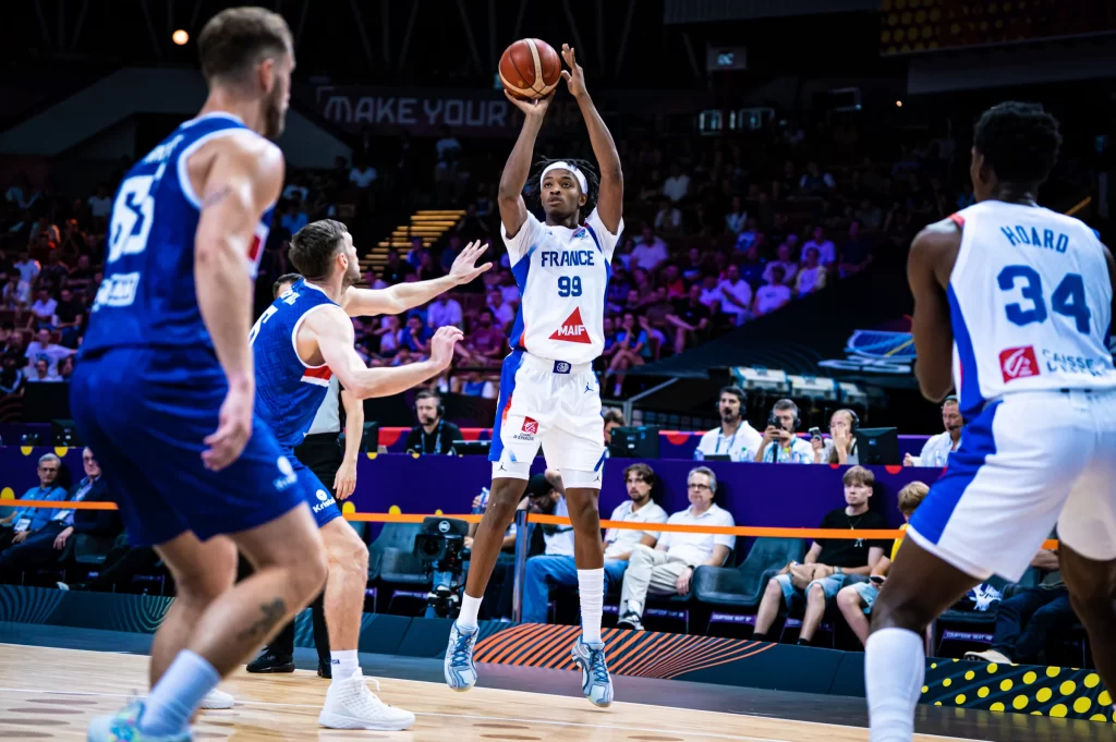 NBA: Z EuroBasketu prosto pod nóż - PROBASKET